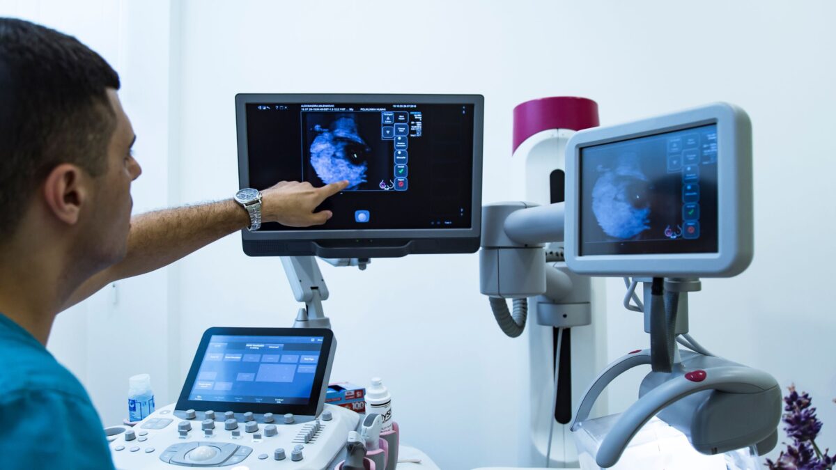 A Day in the Life of a Mammographer | HBMI